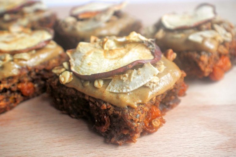 Spiced Apple, Maca & Inca Berry Squares – Indulging Innocently Recipes ...