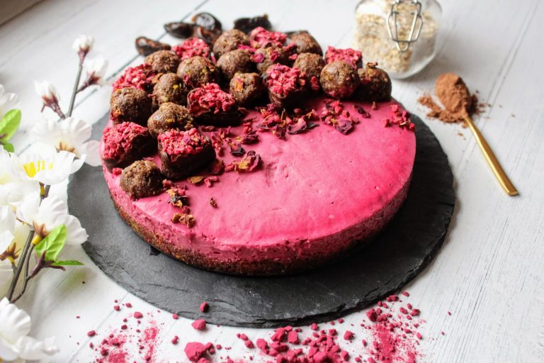Chocolate, Raspberry & Beetroot Cheesecake – Indulging Innocently ...