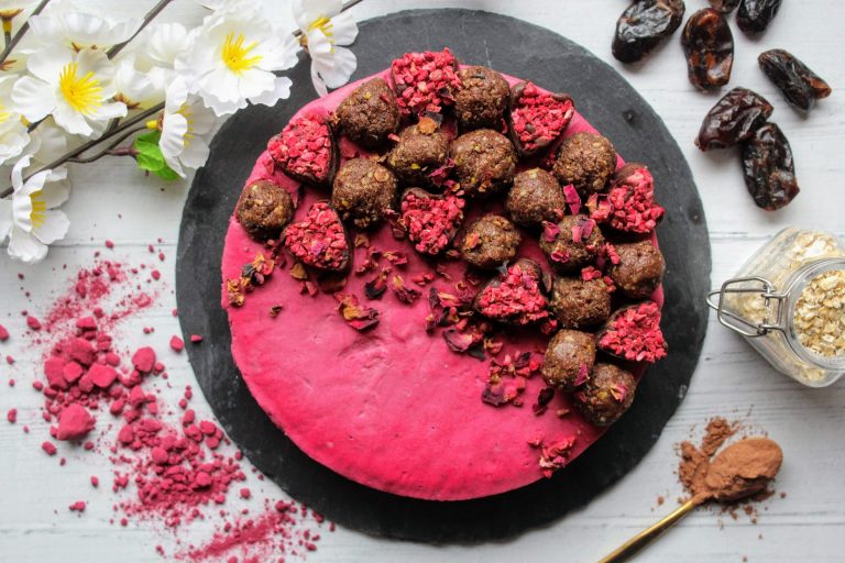 Chocolate, Raspberry & Beetroot Cheesecake – Indulging Innocently ...