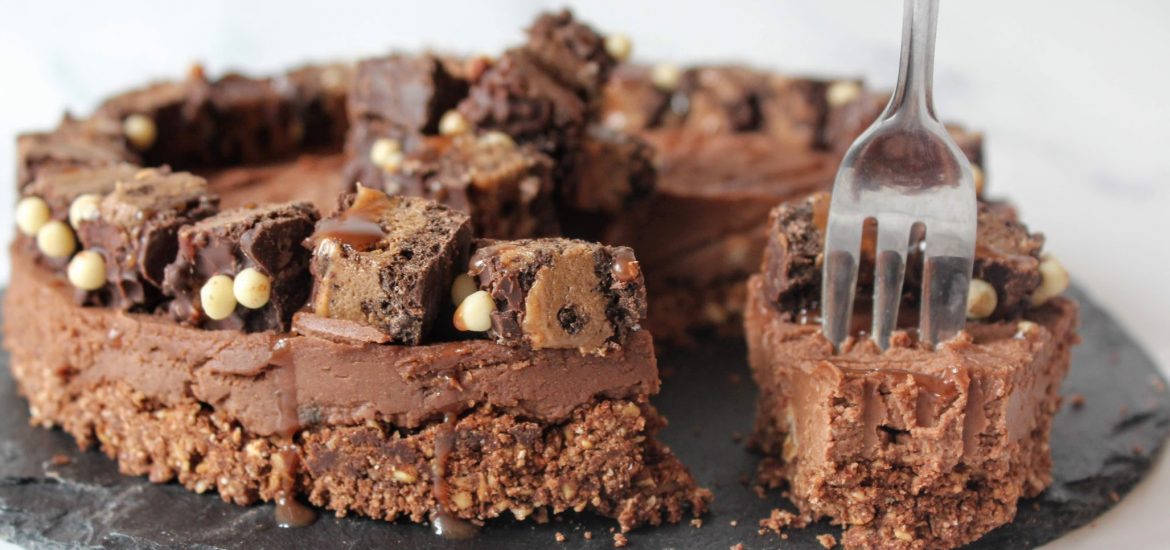 Chocolate Chunk Brownie Cheesecake – SpamellaB’s Health Food Blog