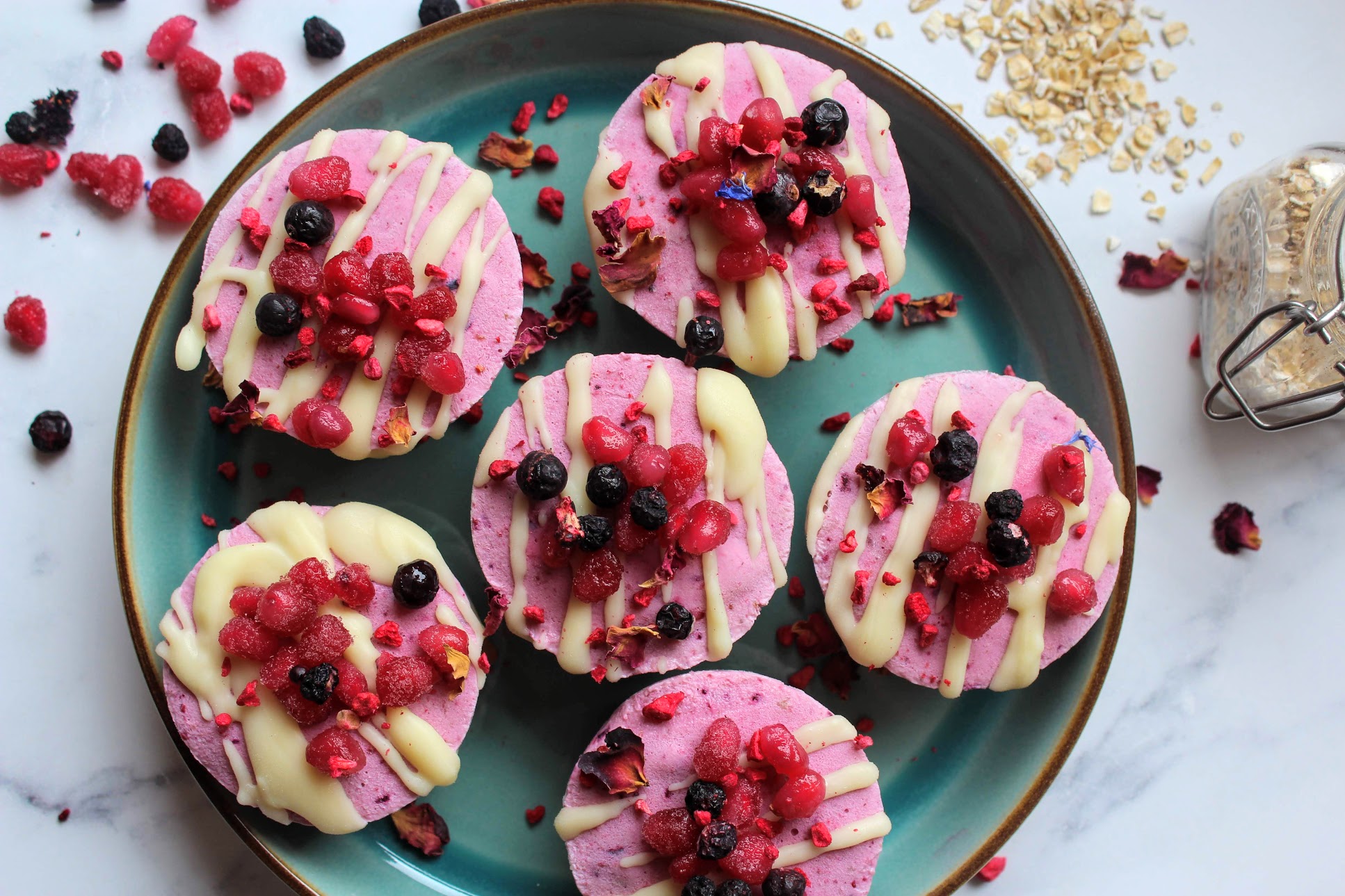 Frozen Berry Cheesecake Cups – Indulging Innocently Recipes by @SpamellaB